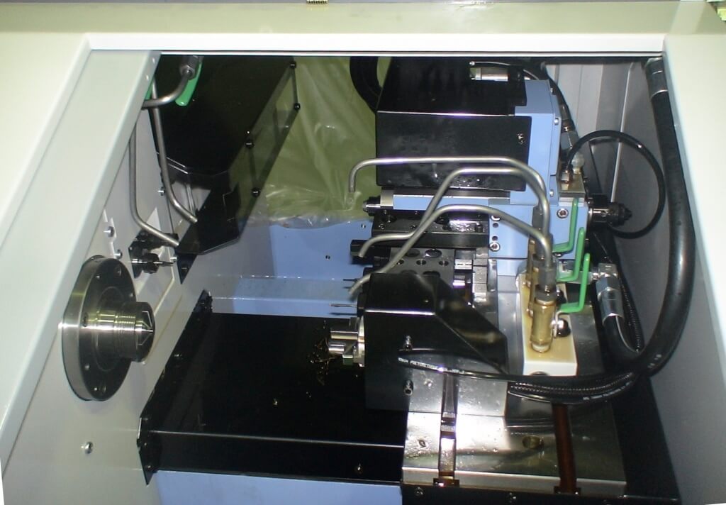 NUCROBO-8EX - Automatic CNC lathe equipped with robot loader | EGURO LTD.